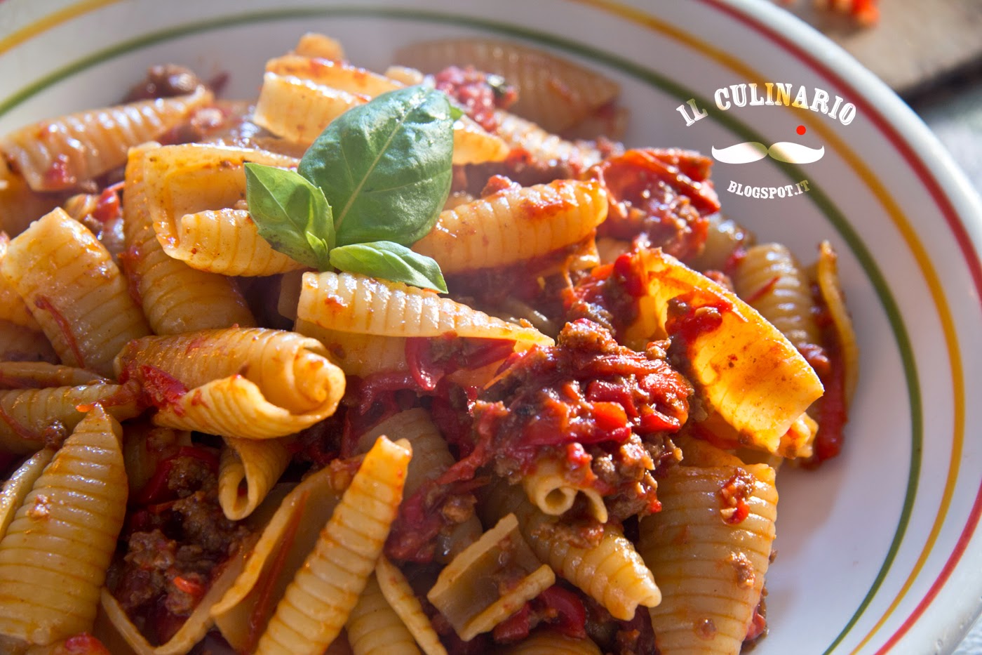Pasta al sugo di peperoni rossi | Il Culinario