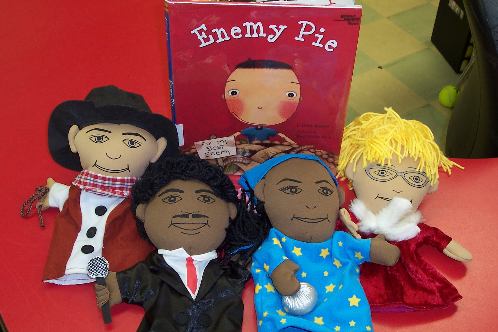 Sappington Stars: Reading Comprehension Puppets
