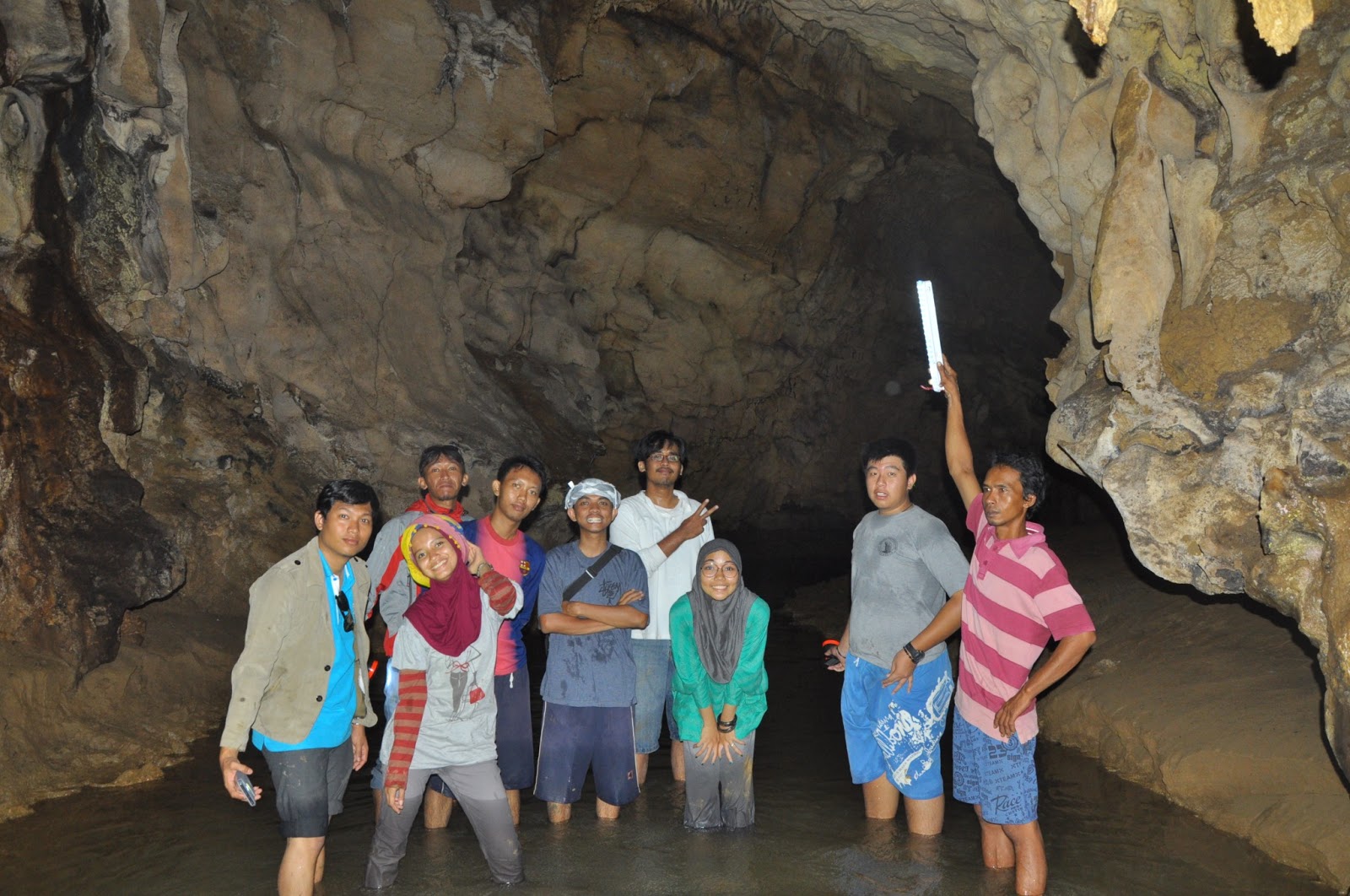 Backpacker sawarna beach |Informasi Teknologi Terbaru