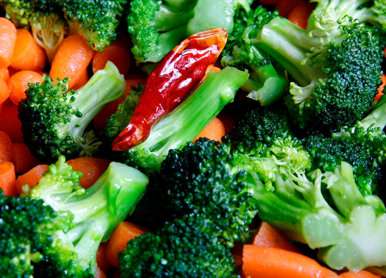 LA CUCINA PSICHEDELICA DI RODOLFINA: UNA COLORATA "TAVOLOZZA" DI VERDURE