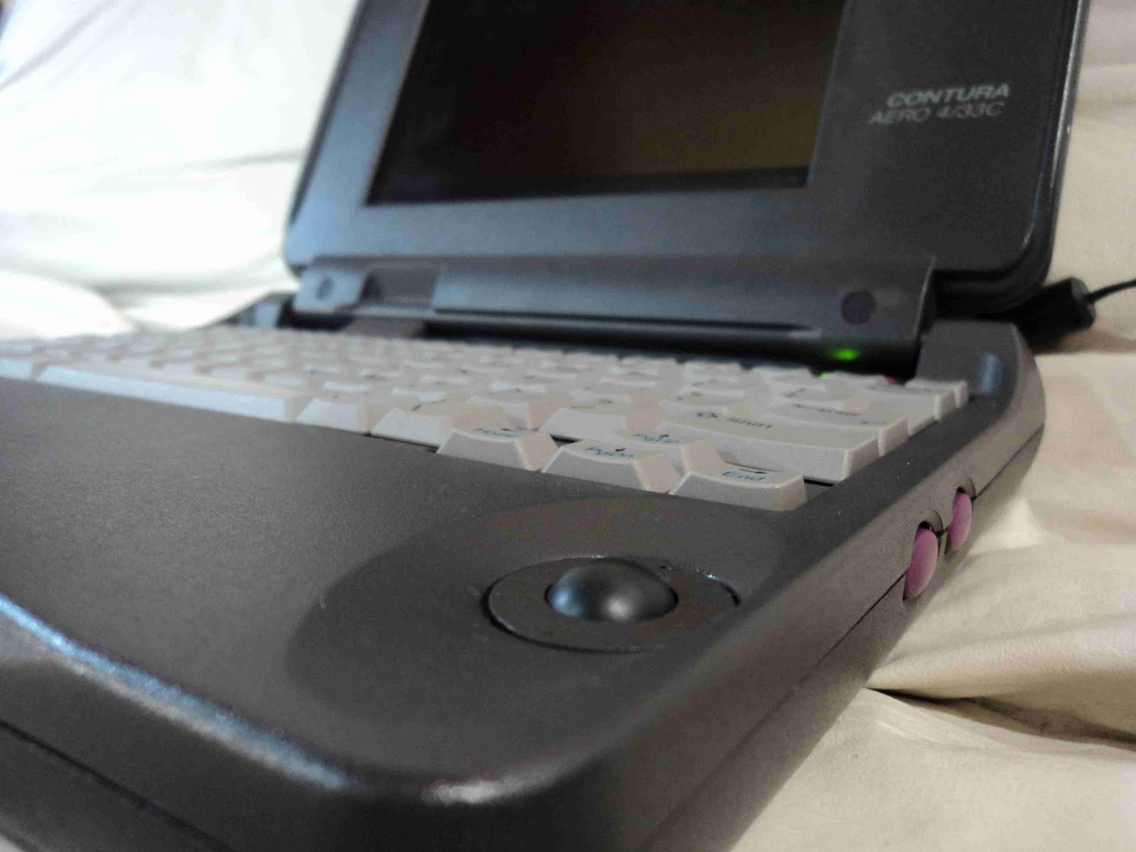 RetroNotebookArgentina: Compaq Contura Aero 4/33 C