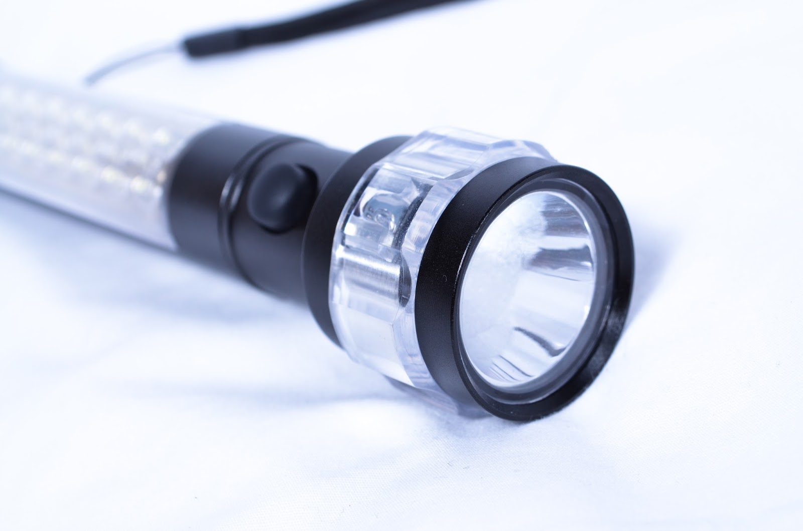Apete's Reviews: Multi-Function LED Flashlight