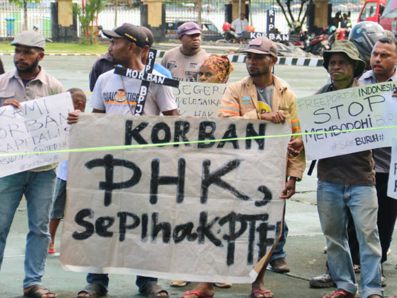 Moker Eks Karyawan Freeport Minta Lukas Enembe Peduli Nasib Mereka - # ...