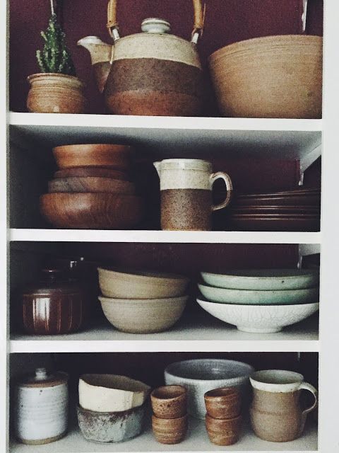 Kitchen Shelves: Earth Tone Ceramics | From Moon to Moon | Bloglovin’