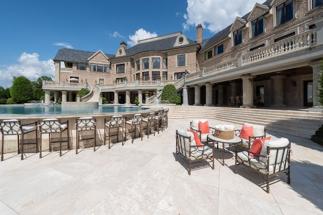 Tyler Perry's Former 34,000 Square Foot Mega Mansion In Atlanta, GA ...