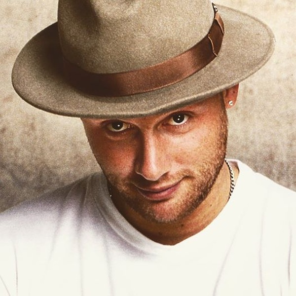 Los Grandes Fotografos: Brian Aris (1946)