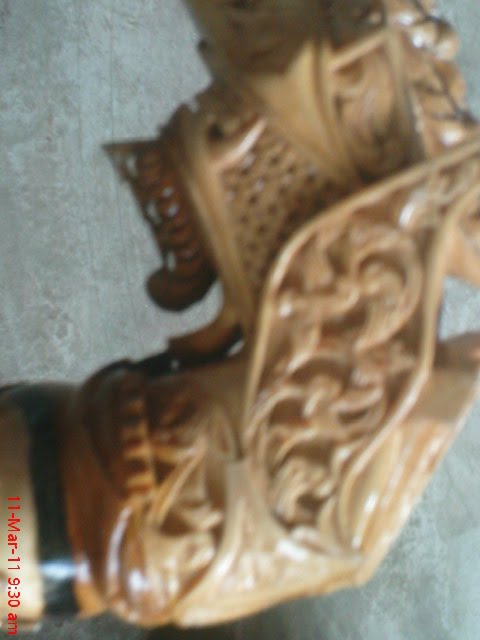 .::Seni Ukiran Halus::.: Hulu keris pekaka