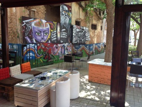 THE WALL CAFE ΚΑΦΕΤΕΡΙΕΣ ΑΓΡΙΝΙΟ | ΔΙΑΣΚΕΔΑΣΗ ΑΓΡΙΝΙΟ | ΚΑΦΕ ΑΓΡΙΝΙΟ ...