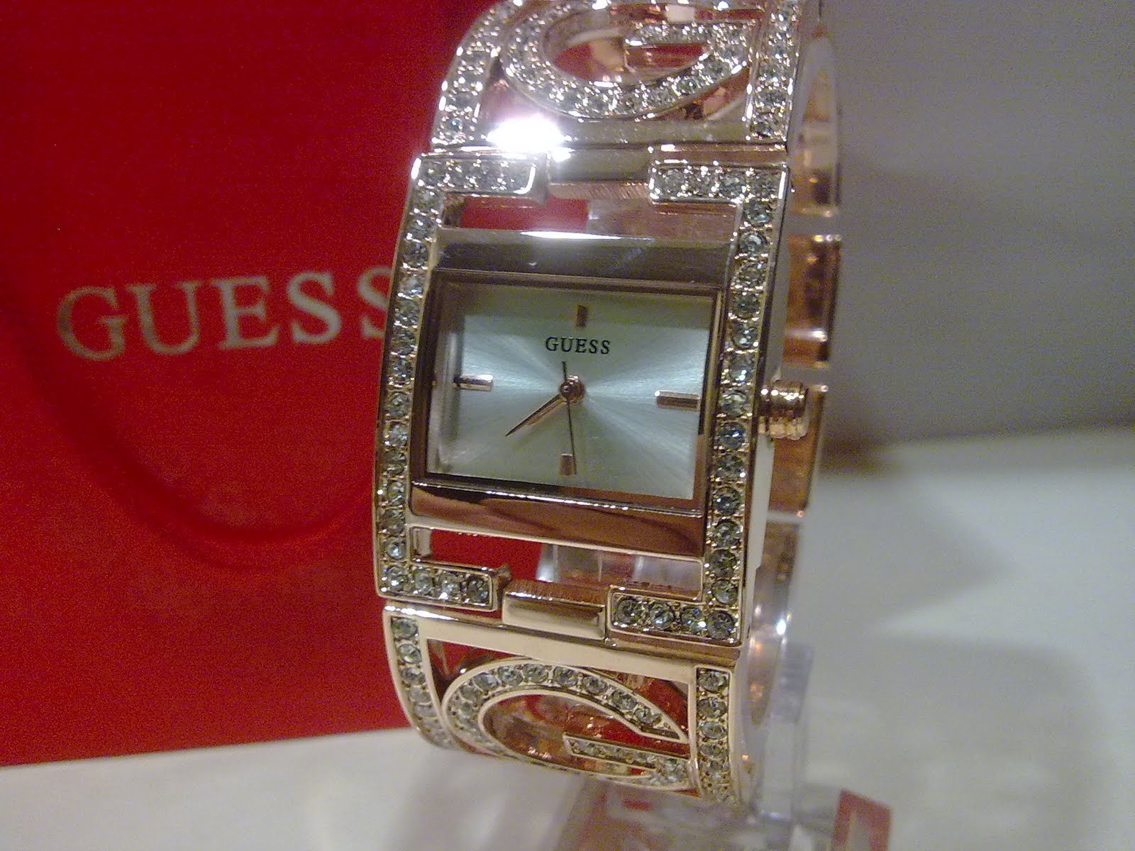 ImSal: Beautiful Guess Ladies Watches on Sale!