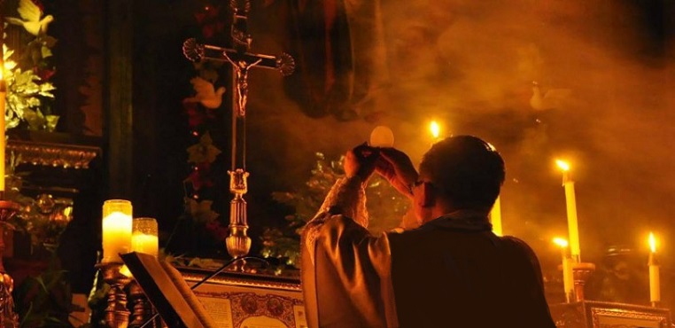 Catolicidad: ¿QUÉ ES LA MISA?