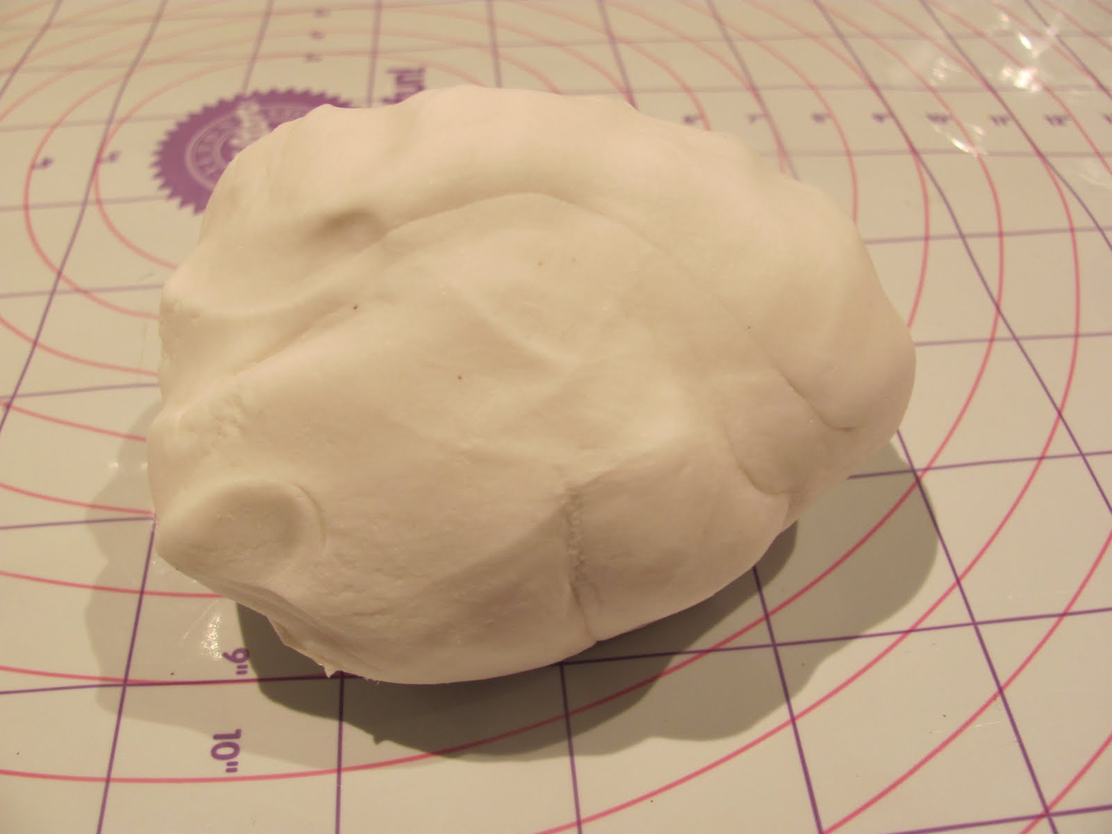 Mrs Cake: How to Make Simple Sugar Rosebuds