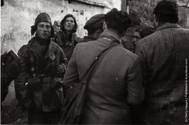 Old Photos of Spanish Civil War in the 1930s ~ Vintage Everyday