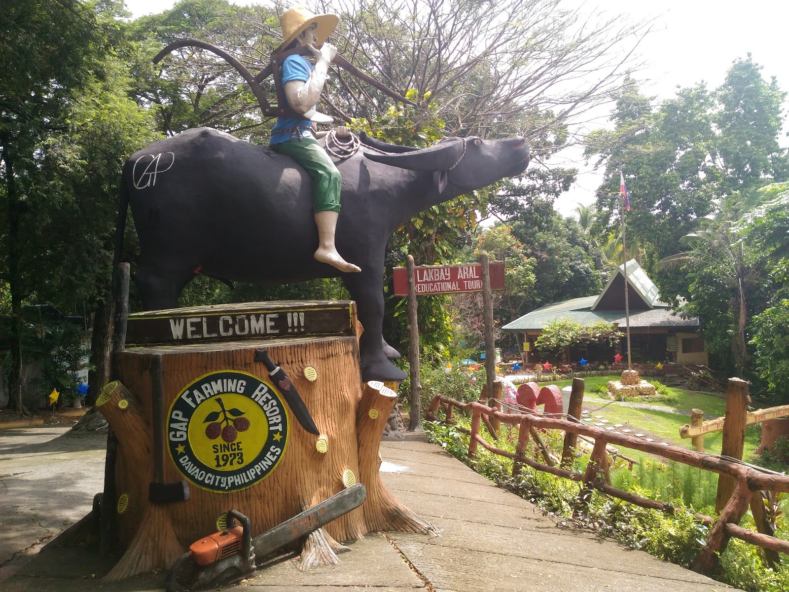 Eat. Pray. Love.: GAP FARMING RESORT