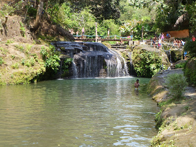 TRAVELS OF JOY: Balite Falls