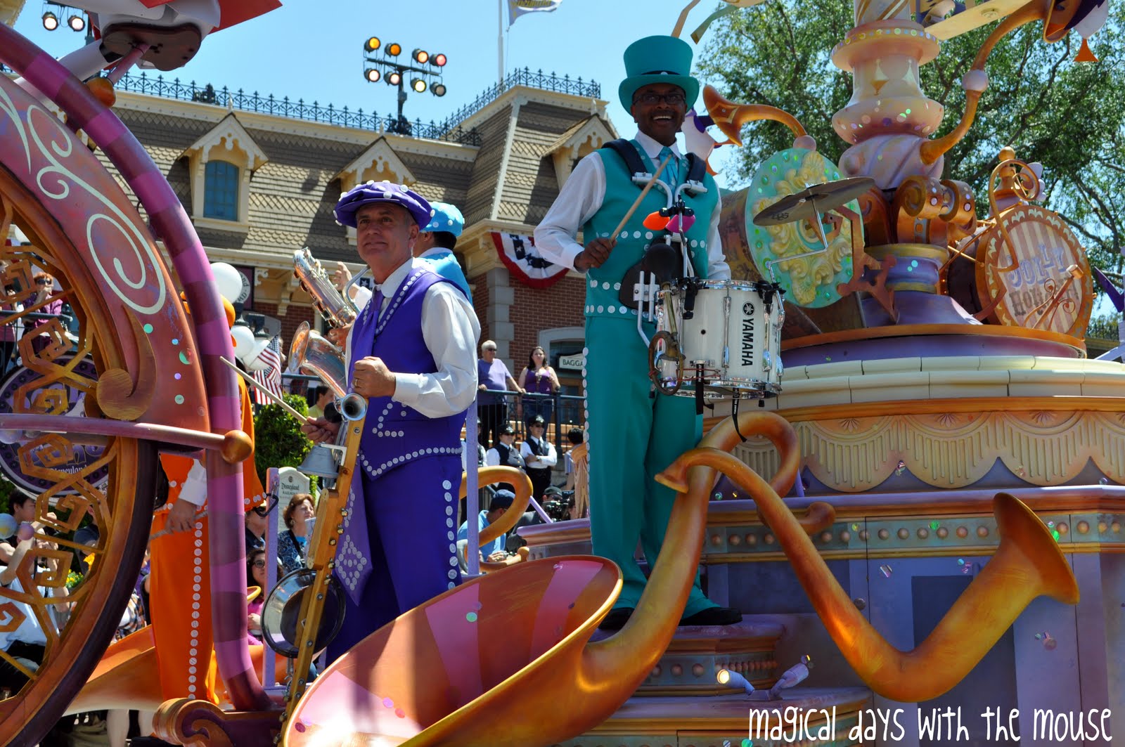Magical Days with the Mouse: Mickey's Soundsational Parade is a HIT!