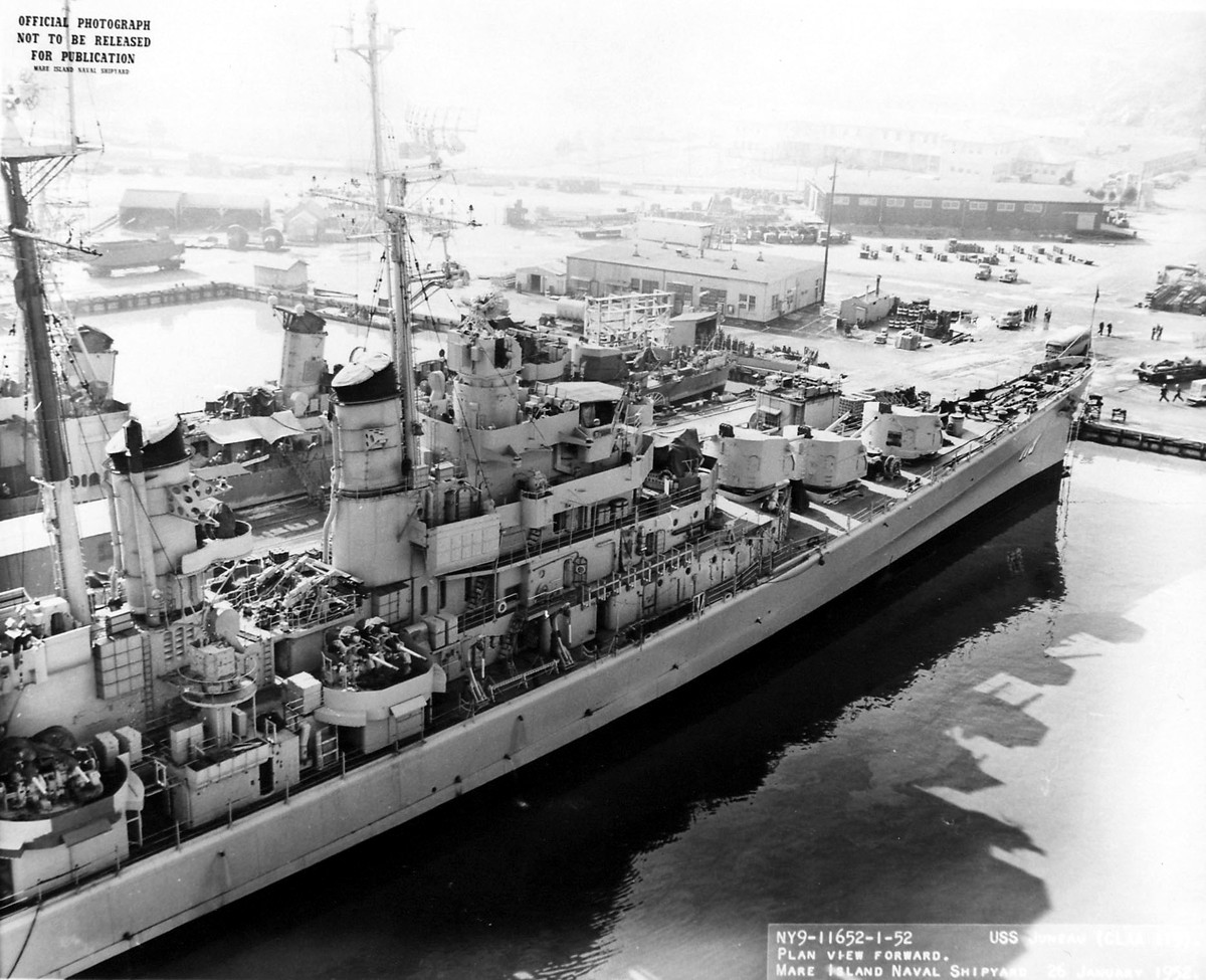 Naval Analyses: WARSHIPS OF THE PAST: USS Juneau (CL-119) anti-aircraft ...