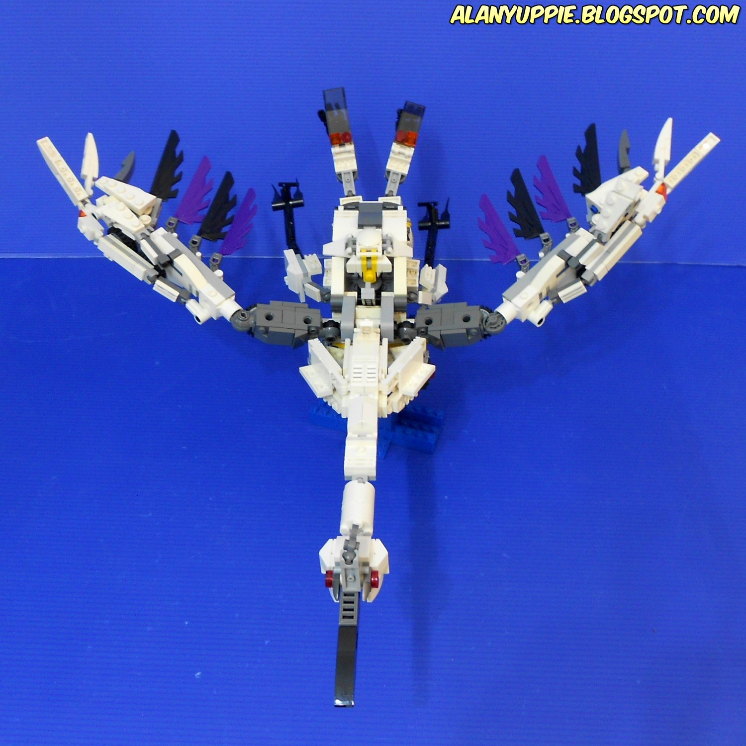 Alanyuppie's LEGO Transformers: LEGO Triple Changer "Arcane" Part 2 of ...