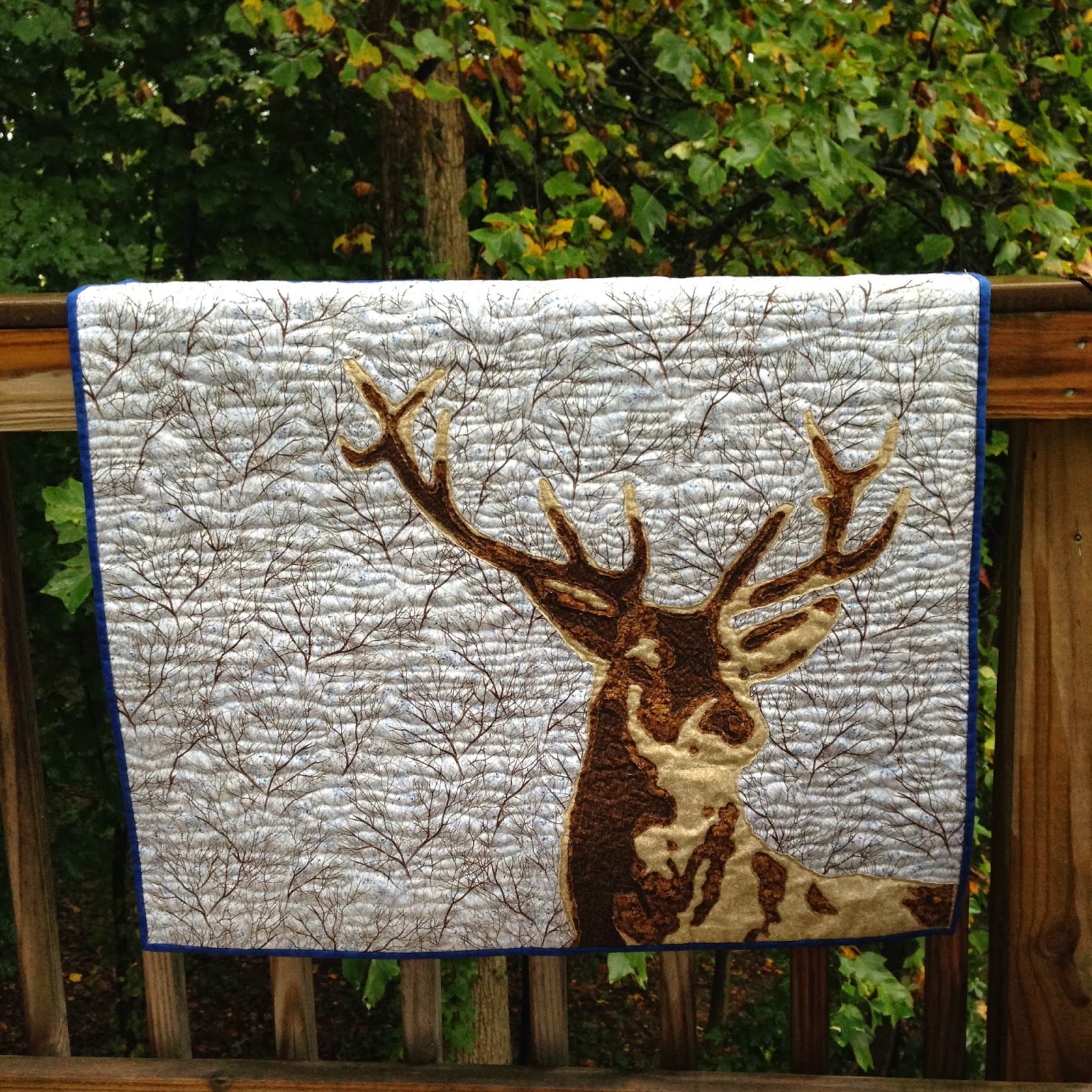 Sarcastic Quilter: Deer Quilt - a Luke Haynes pattern