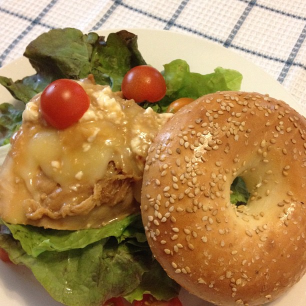 Poppin' kitchen: Teriyaki chicken bagel