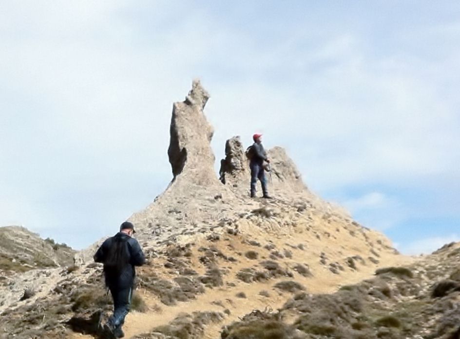 Club de Senderismo Los Escuderos de Rus (Jaen): ALREDEDOR DE LOS CENTENARES