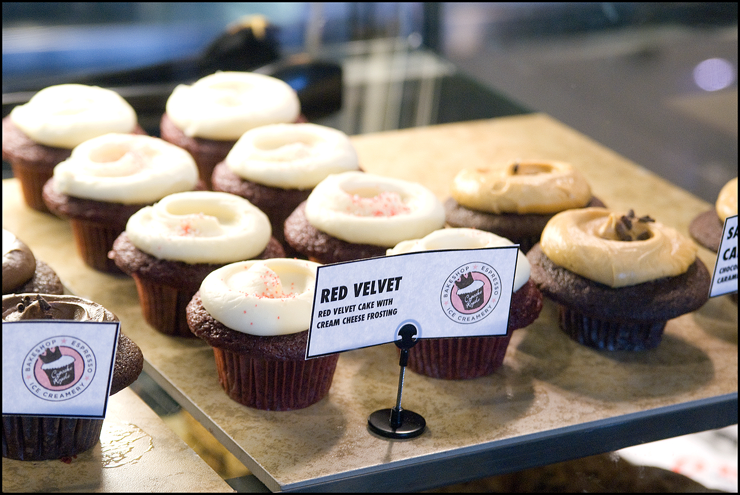 Cupcake Royale Official Cupcake of Seattle Mariners