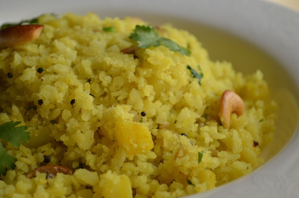 Kanda Batata Poha | Aloo Pohay | Spiced Beaten Rice with potato