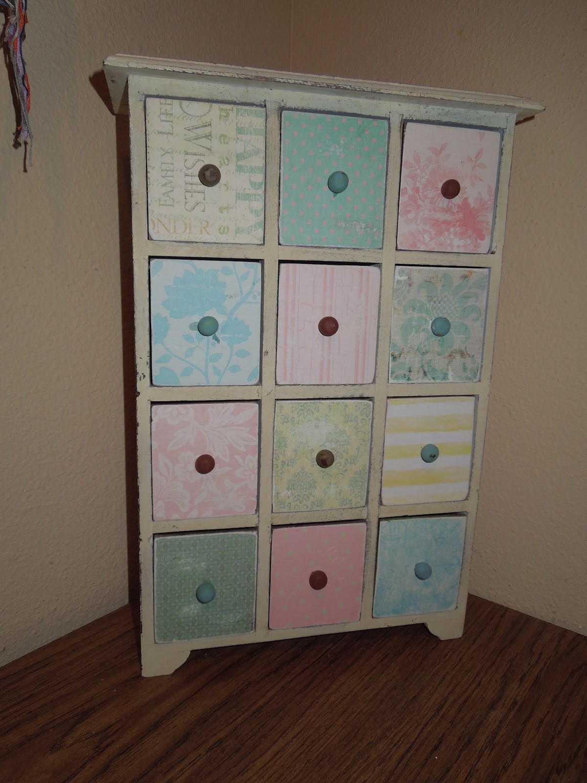 My Stuff Room / Galore-ious Stuff: Little Drawer Organizers