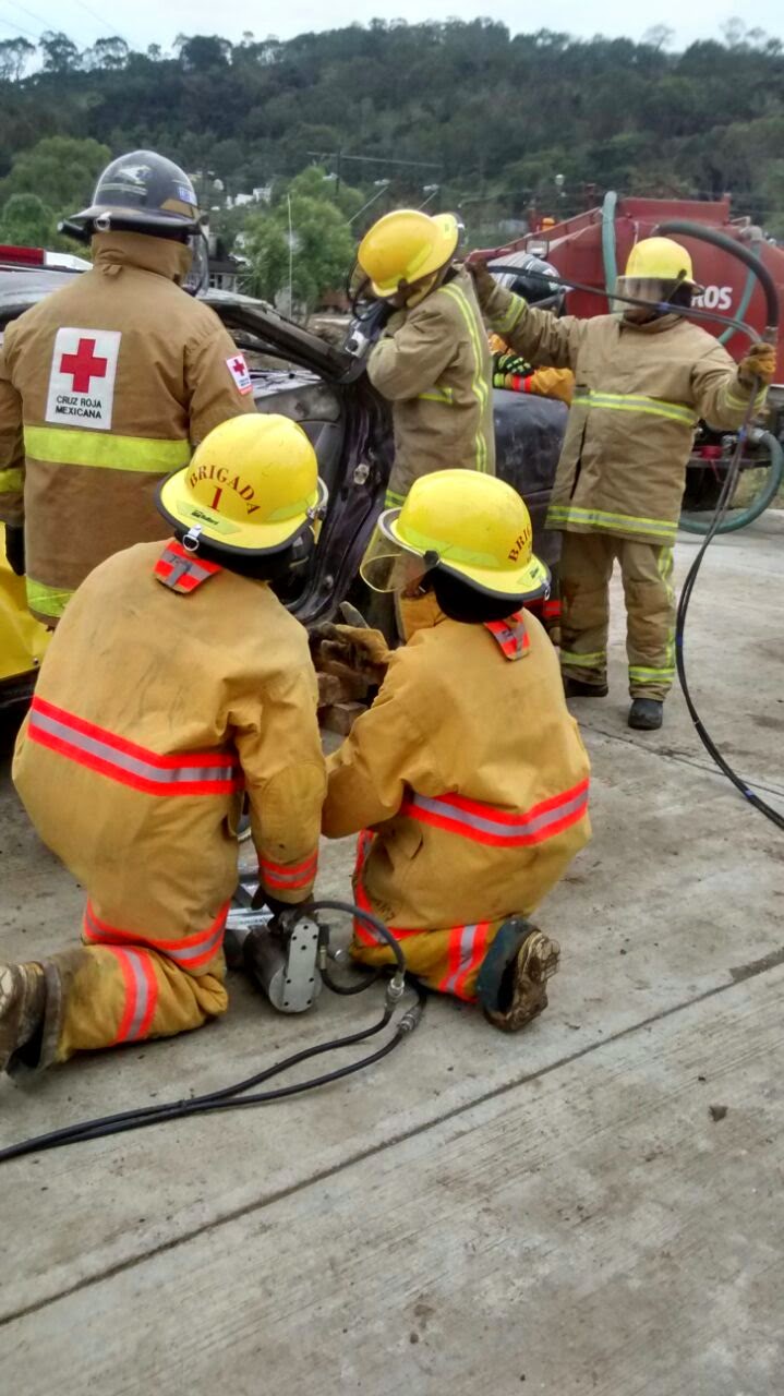 Prácticas de taller de extracción vehicular. - Noticiero G ::: Diario ...