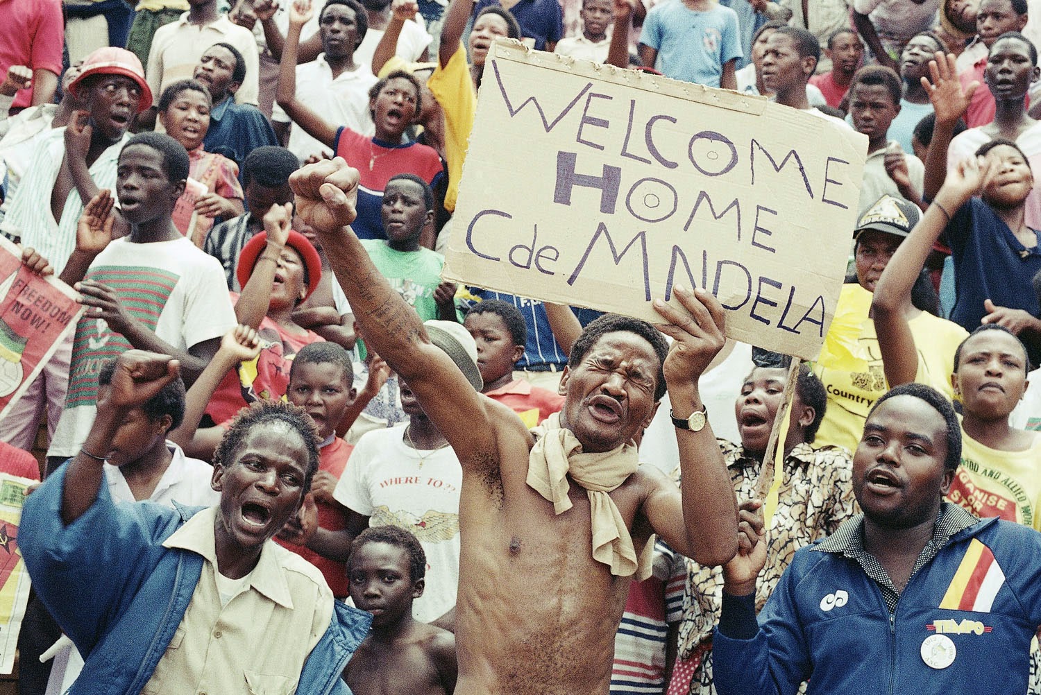 R.I.P Nelson Mandela (1918-2013): A Life in Photographs ~ vintage everyday