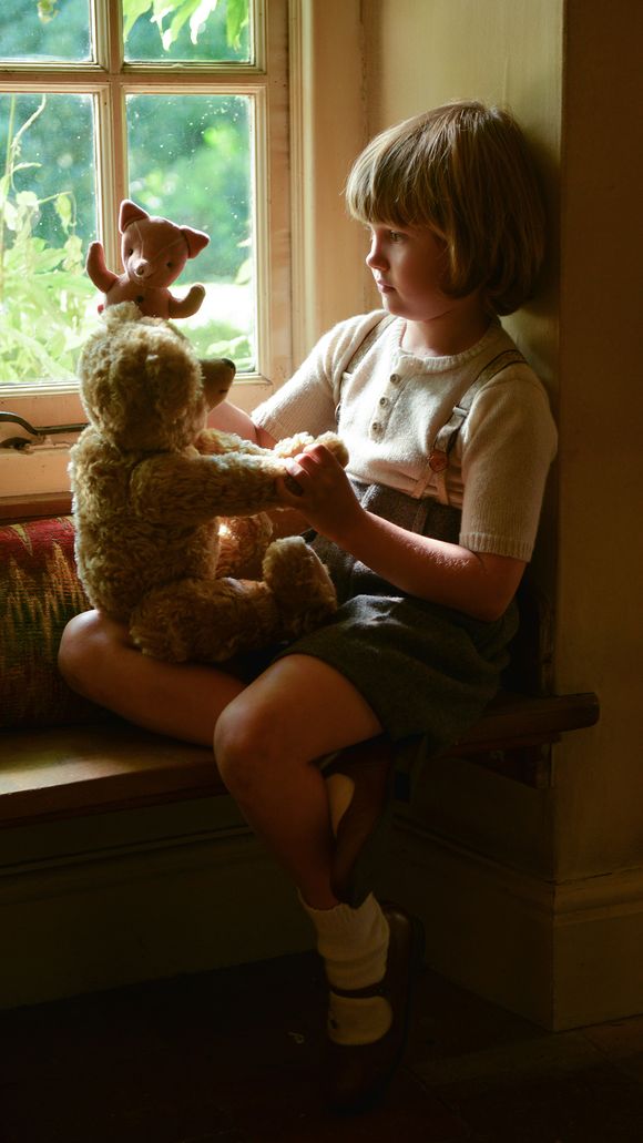 First trailer for 'Goodbye Christopher Robin' starring Domhnall Gleeson ...
