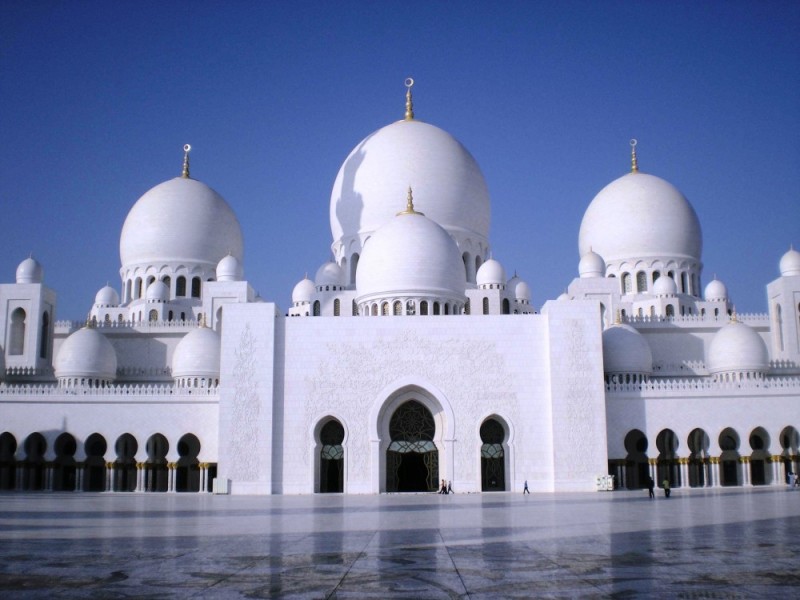 Biggest mosque in the worldamazedwallpaper