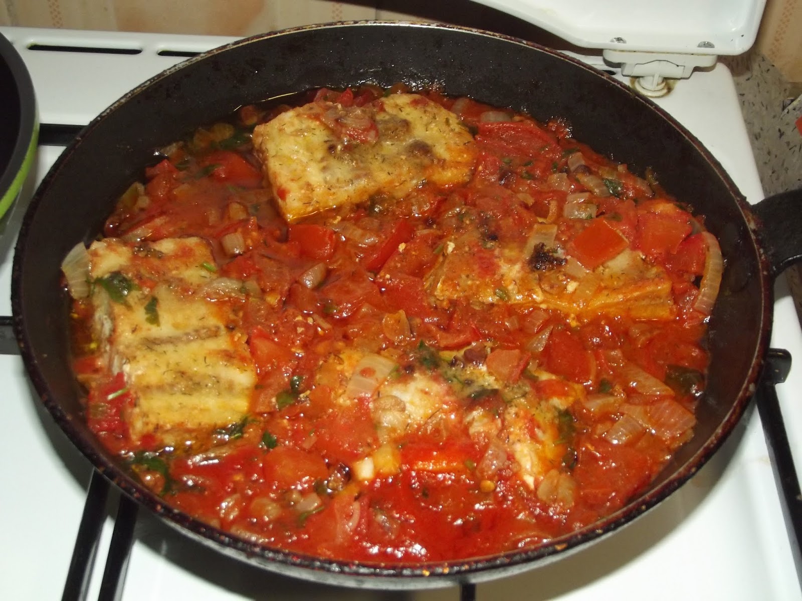 Adventures in Flavorland: Haraimi (Lemon tomato fish) (Libyan)