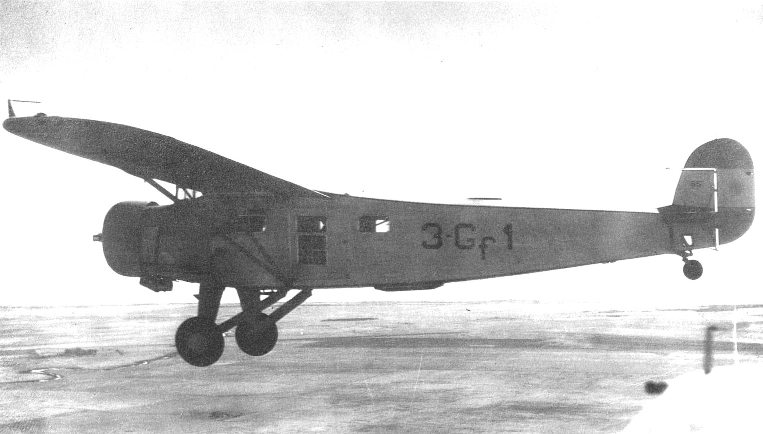 Historias Individuales: 3-Gf-1 Fairchild 82B c/n 65