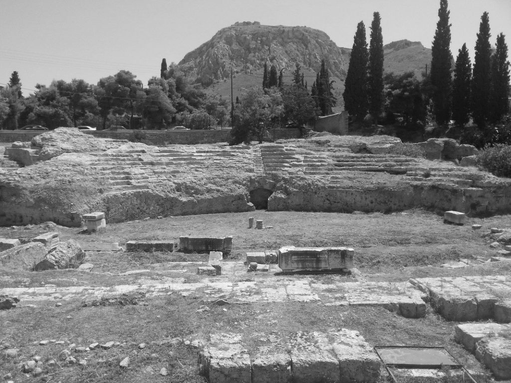 KΟΡΙΝΘΙΑΚΟ ΘΕΑΤΡΟ " Β.ΡΩΤΑΣ