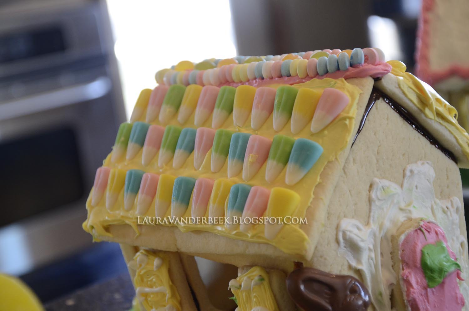 Laura Vanderbeek: March 2012