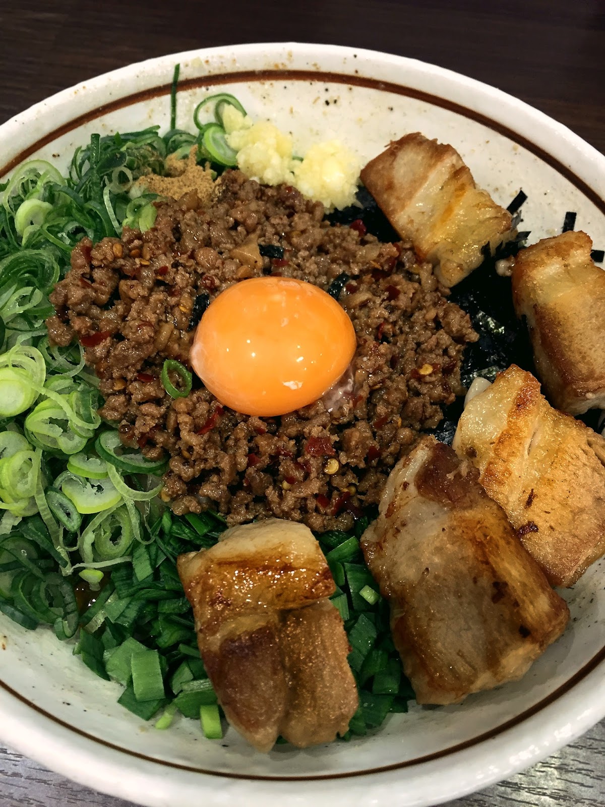 Menya Hanabi / Memories of a Gaijin