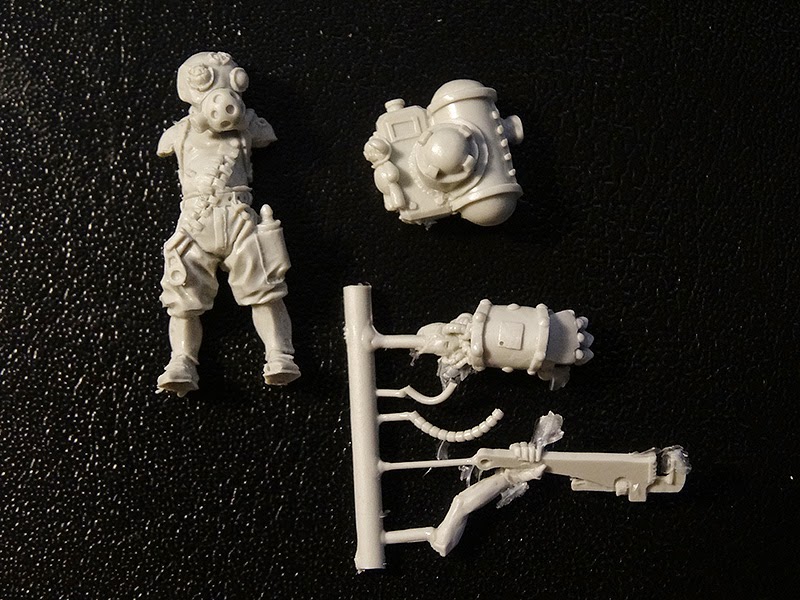 Mu 48 - Rocco | planetFigure | Miniatures