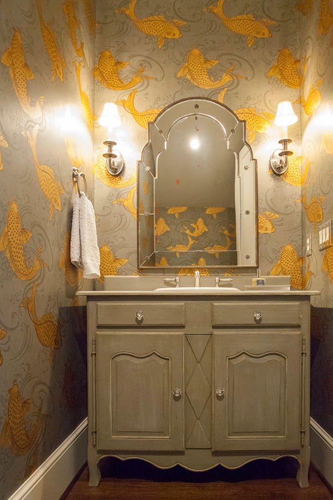 Lucy and Company: The Powder Room, Where Drama Should Live