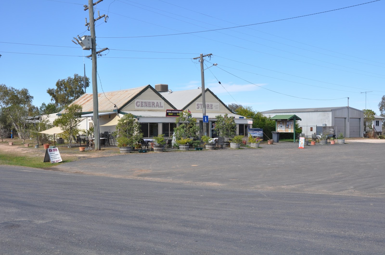 McGhie Travels 2013: Lightning Ridge