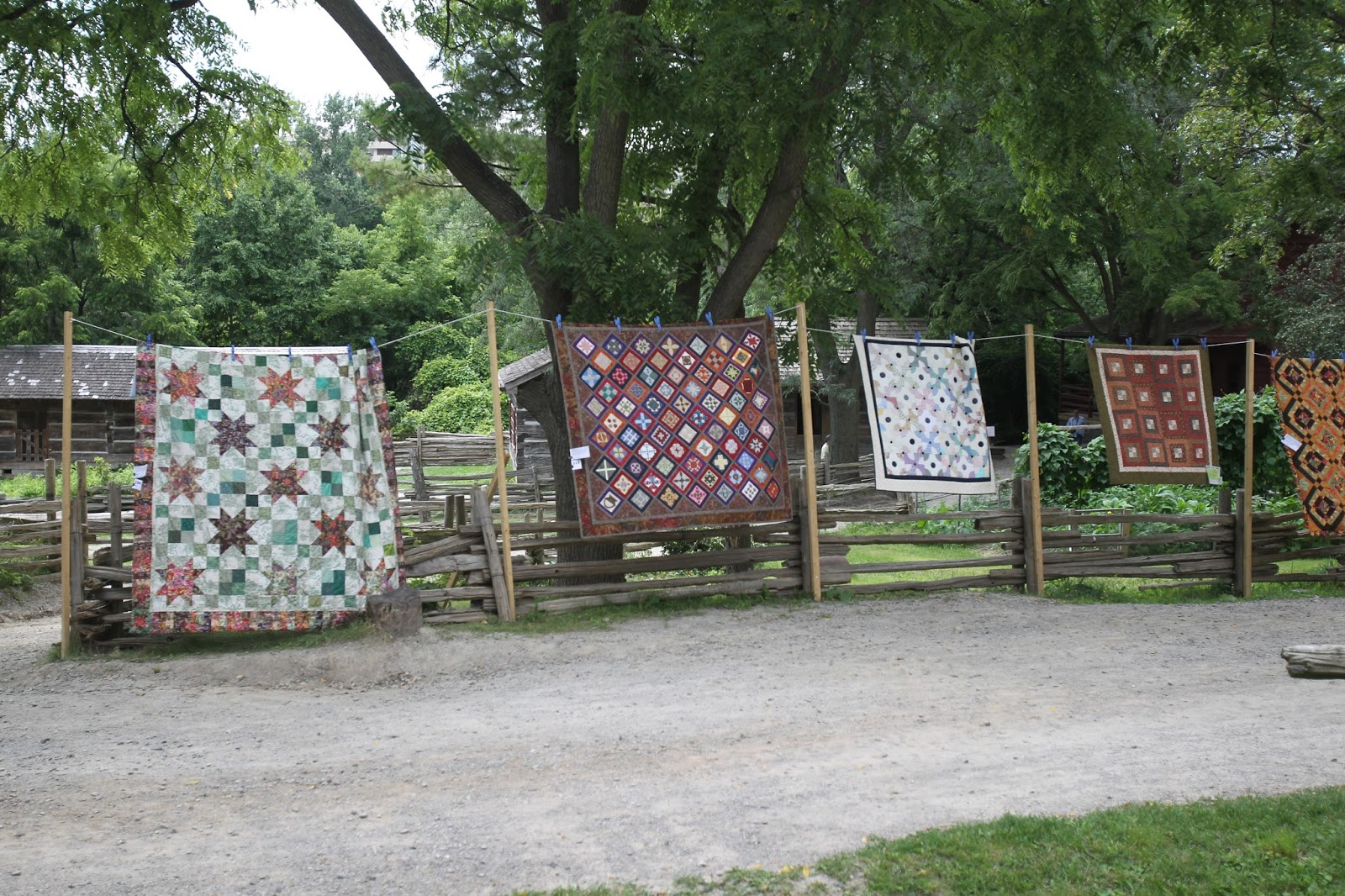 Spinner Knits : Pioneer Village Quilt Show 2013