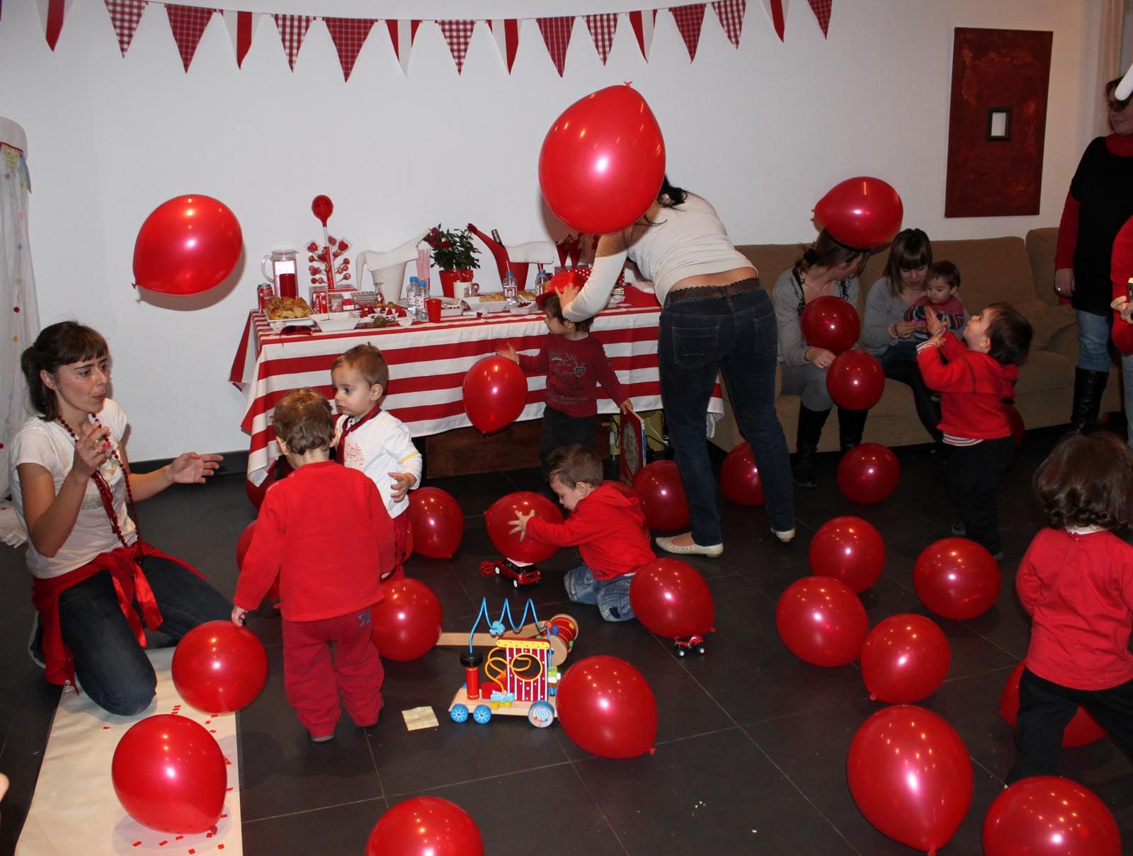 Crea momentos: Actividades fiesta temática rojo.