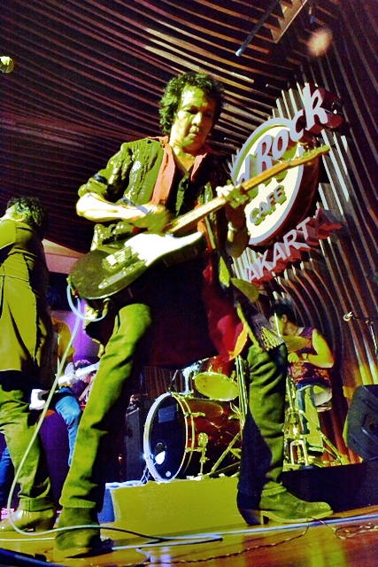 dionMomongan: Acid Speed Band, Sudah 35 tahun dan Still Live!