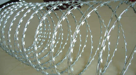 Kawat Silet Razor wire | Setajam Silet harga terjangkau - Jual Pagar ...