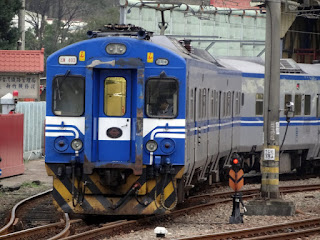 Blair's 鐵道攝影: EMU400型電聯車 / TRA EMU400 Type Electric Multiple Unit