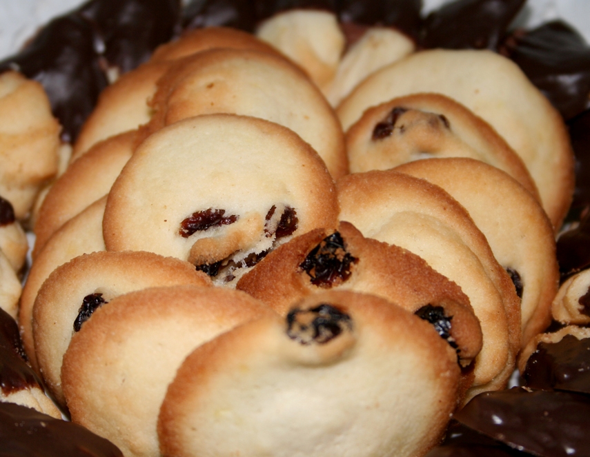 Dulcessa - torturi si prajituri de casa: Fursecuri cu stafide