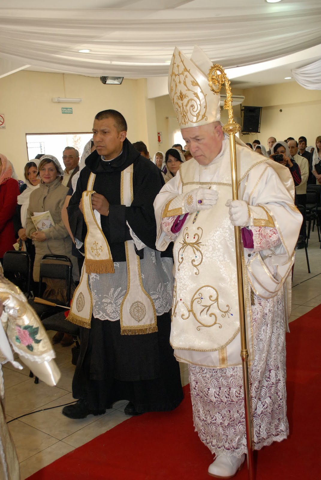 Misioneros del Santísimo Rosario: Primera Tonsura y Ordenación Sacerdotal