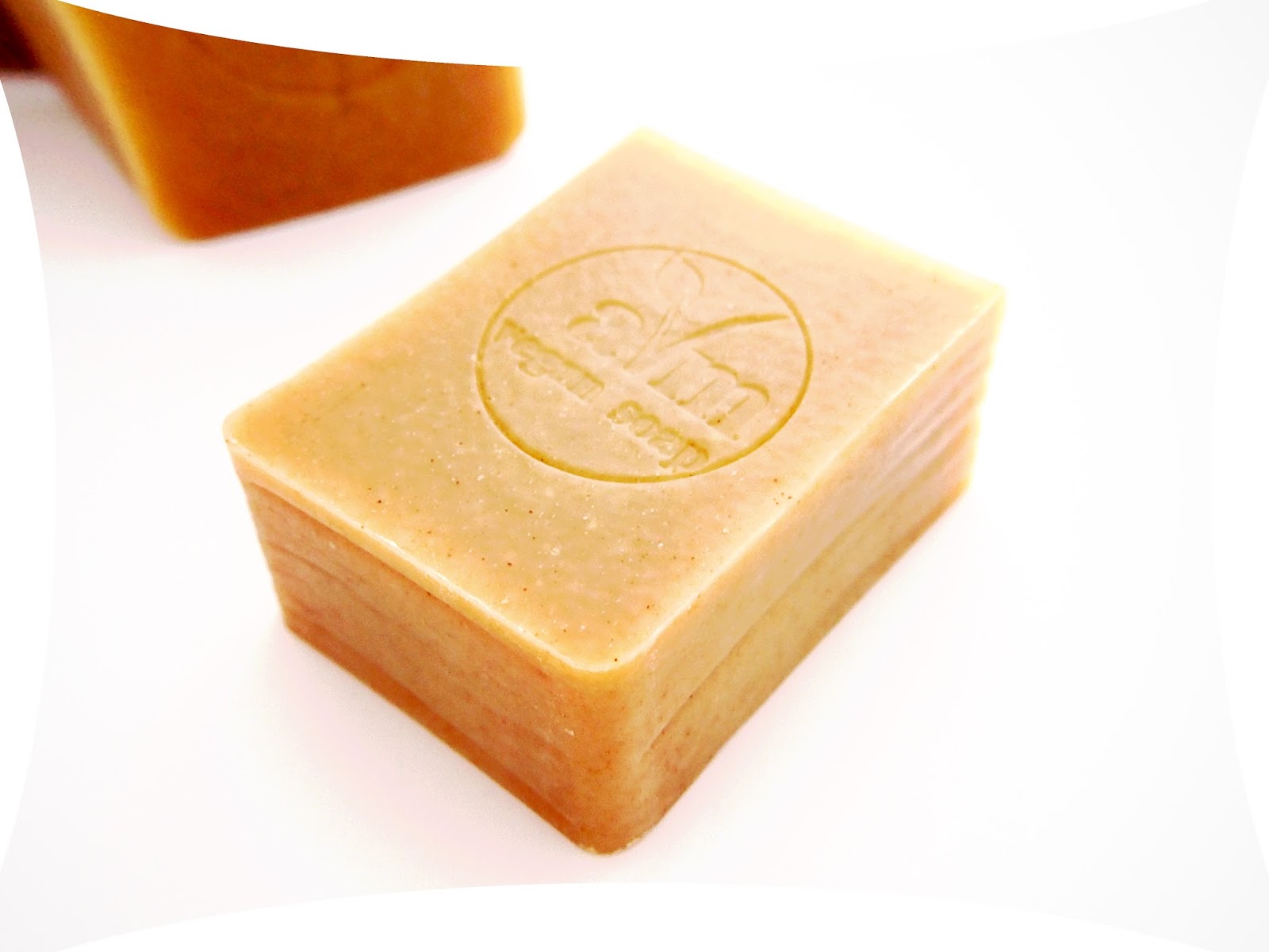 ALEGRIA MEDITERRANEA: Jabón de cúrcuma