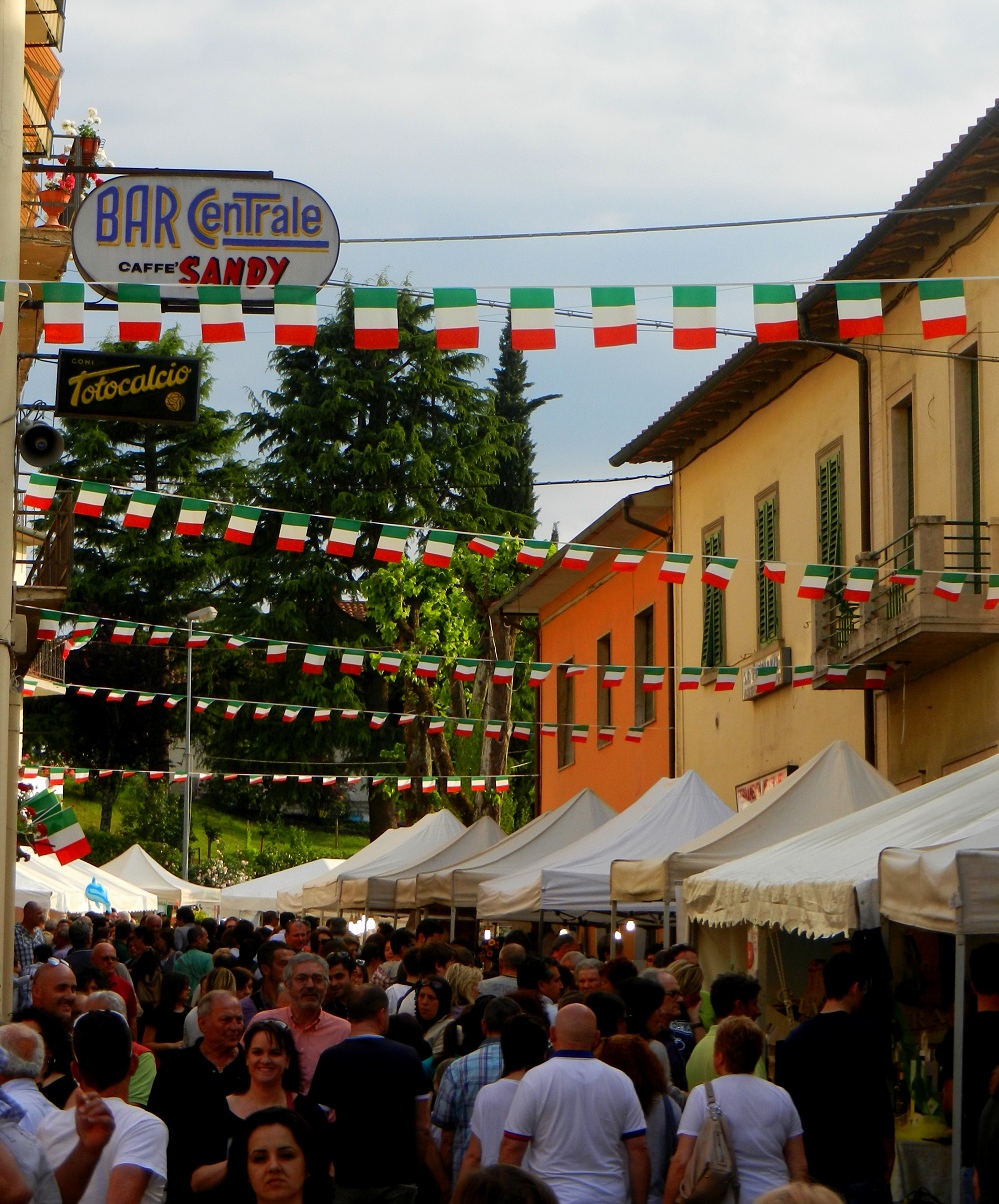 Visita a Bucine in un giorno di festa – La mia bella Toscana