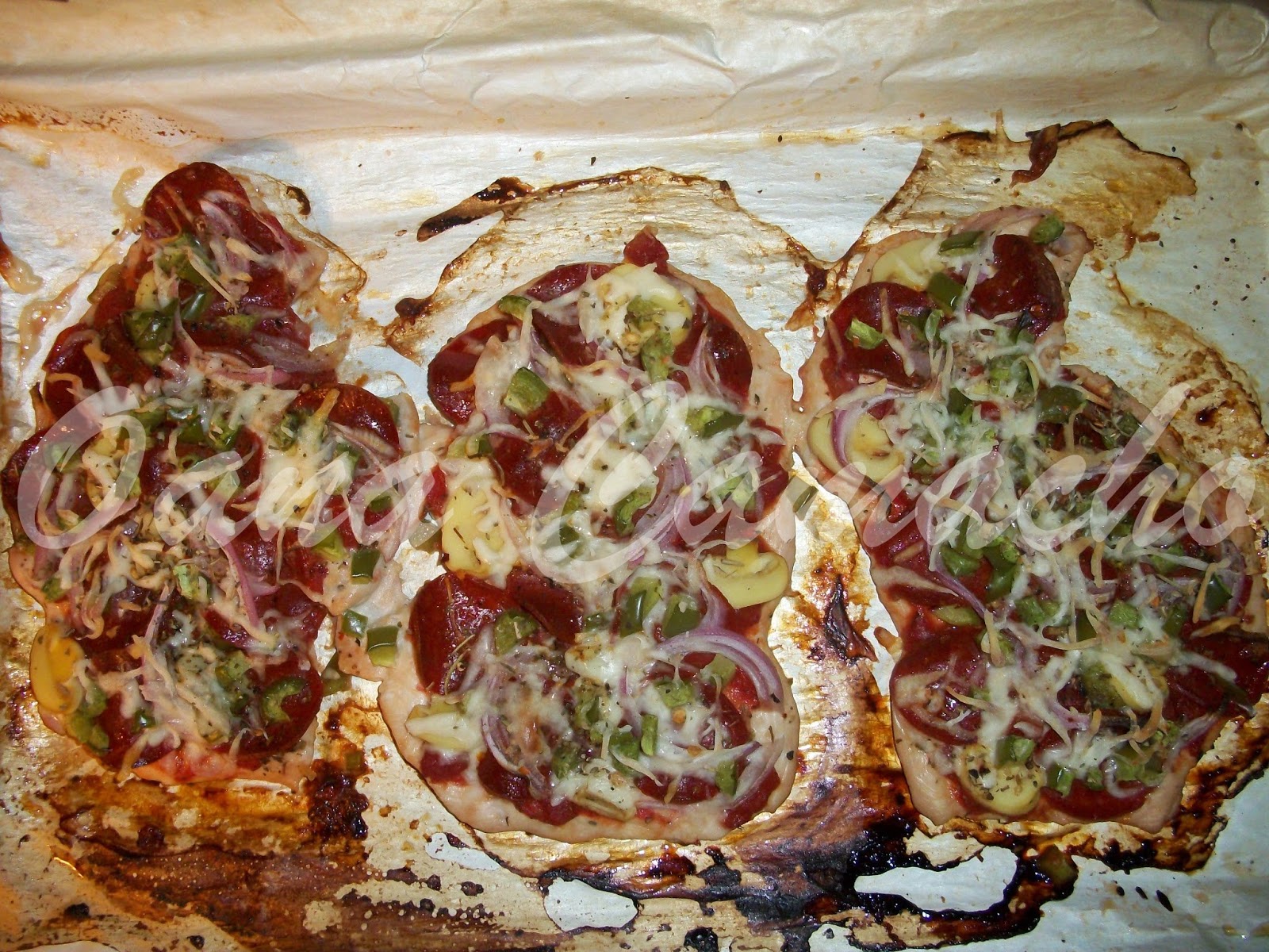 Cooking with love ! : "Pizza" de pui fara blat ( Chicken "pizza ...