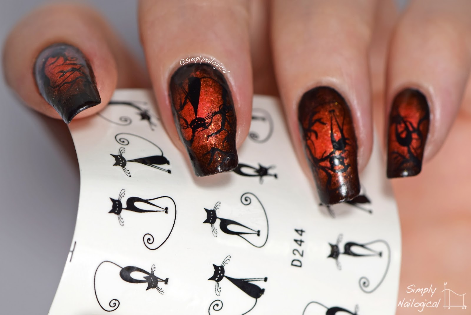 Simply Nailogical: Glowing Halloween cat nails